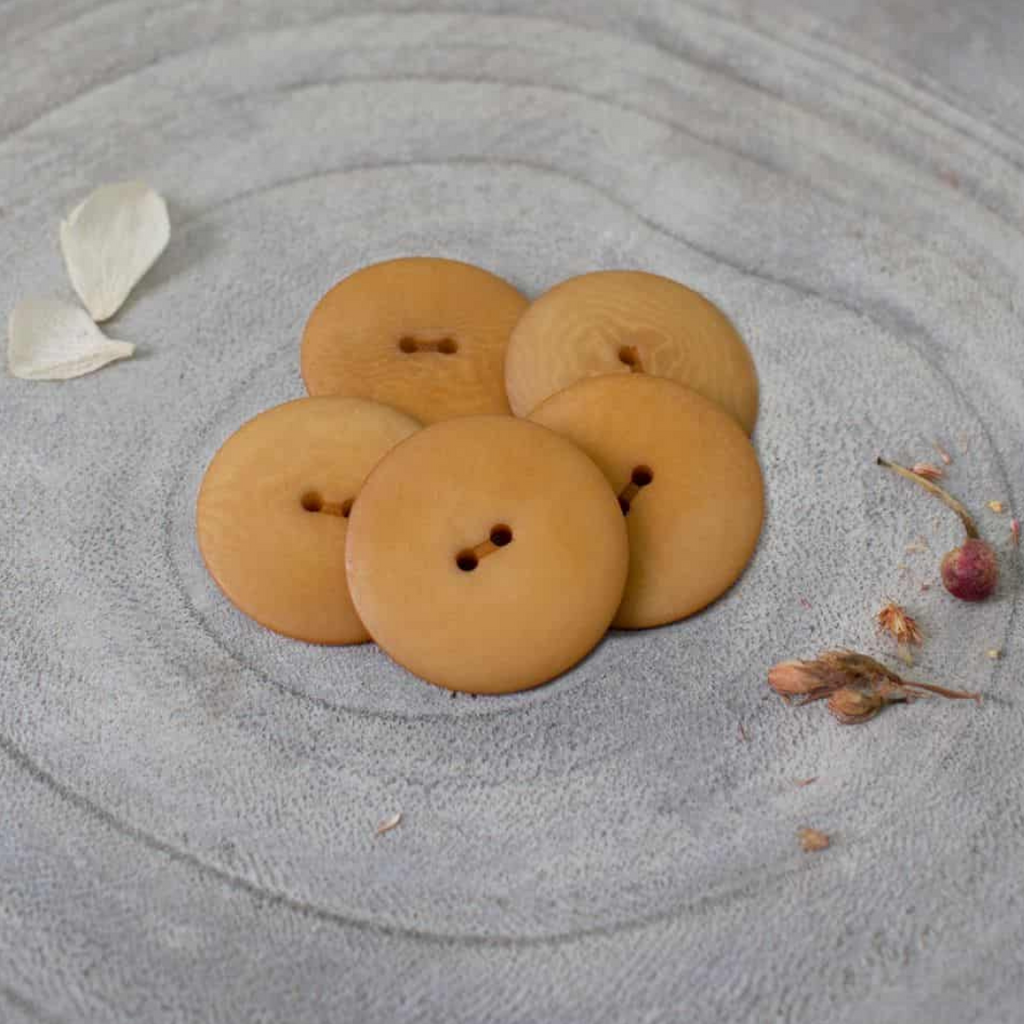 Palm Buttons Ochre - 25 mm – Main Fabric