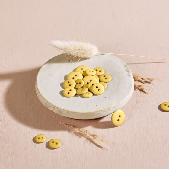 Classic Matte Buttons Lemon - 15 mm – Main Fabric